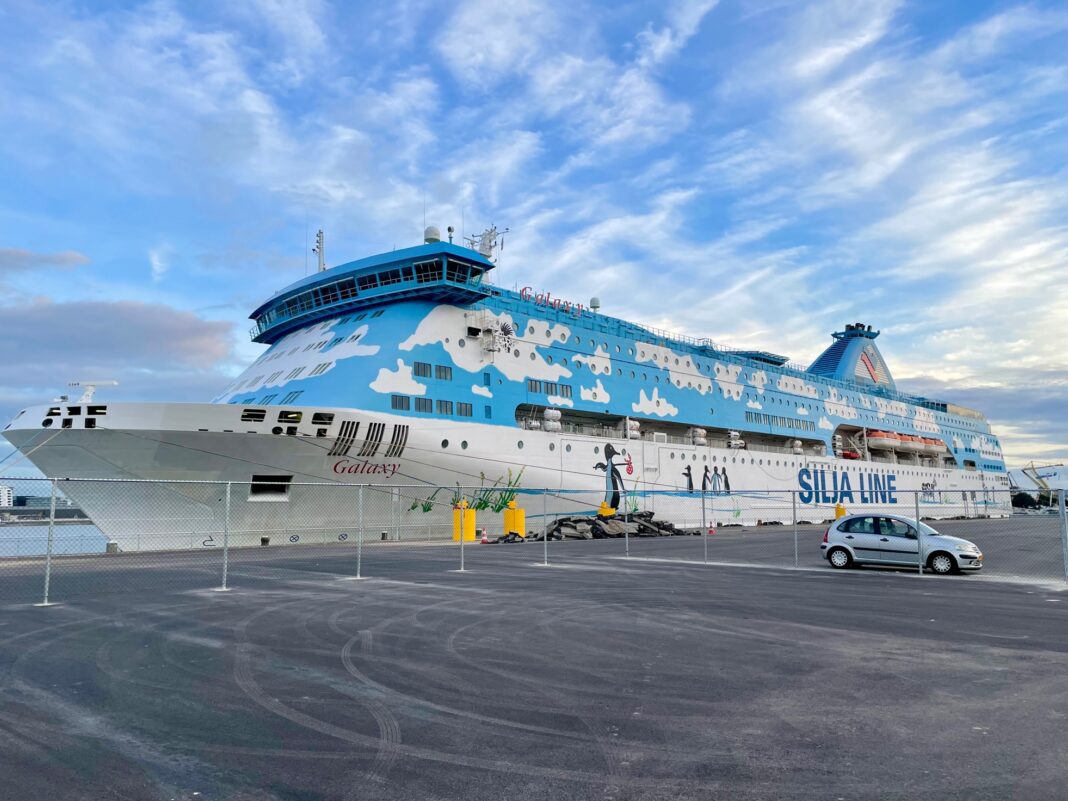 Kennismaken met je buren op het schip MS Galaxy - Nieuws - De Westkrant