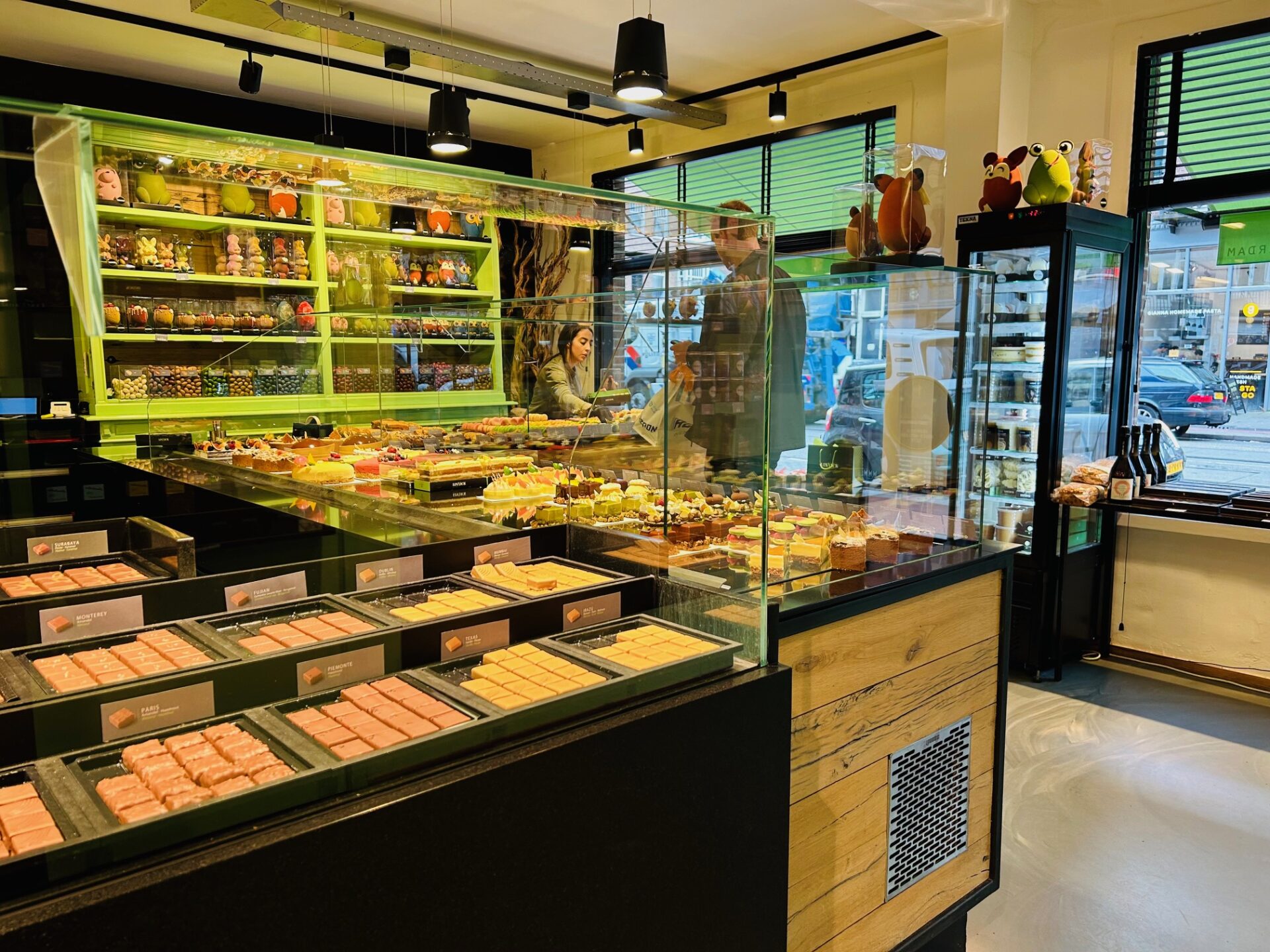 De lekkerste pinda van Amsterdam … - Eten & Drinken - De Westkrant